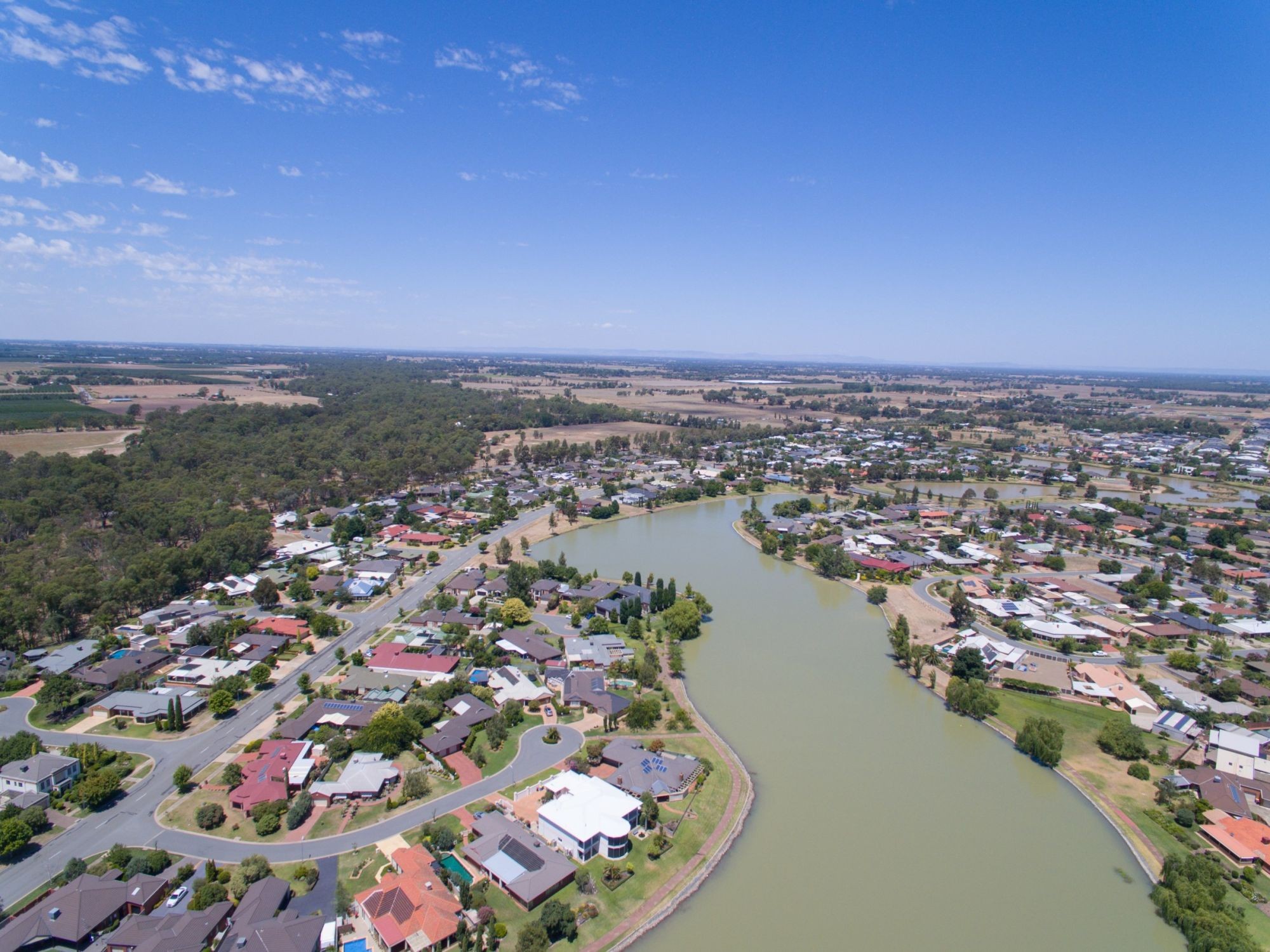 Blue Green Algae warning continues for Kialla Lake - Greater Shepparton ...
